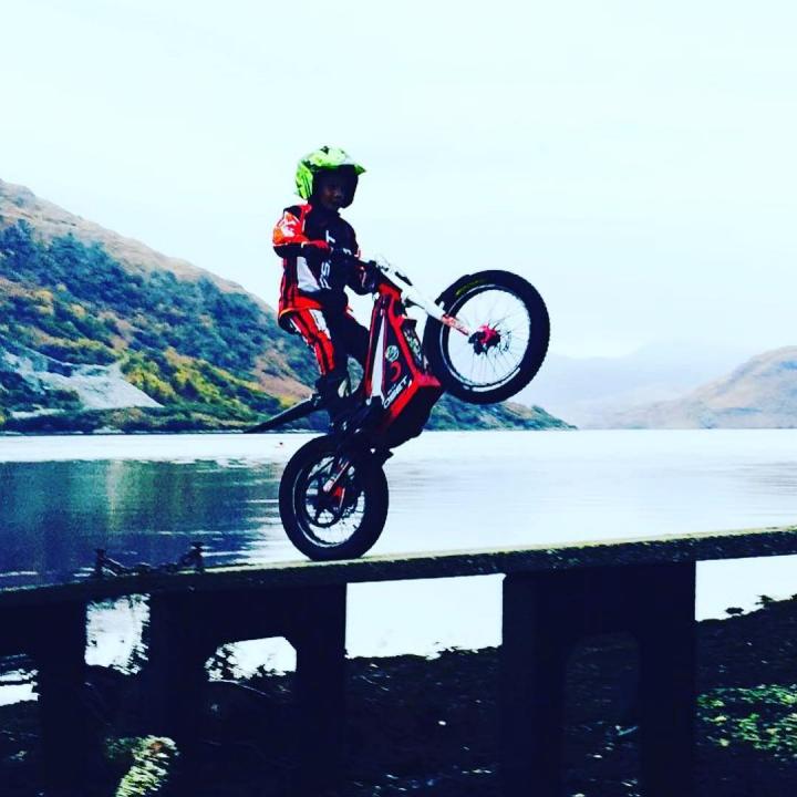 Home - OSET Electric Bikes - Trials / Dirt / MotoX Bikes for Kids & Adults